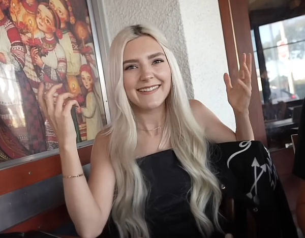 Who Is Eva Elfie? Her Dating Life, Age, Height, Net Worth, and More ...